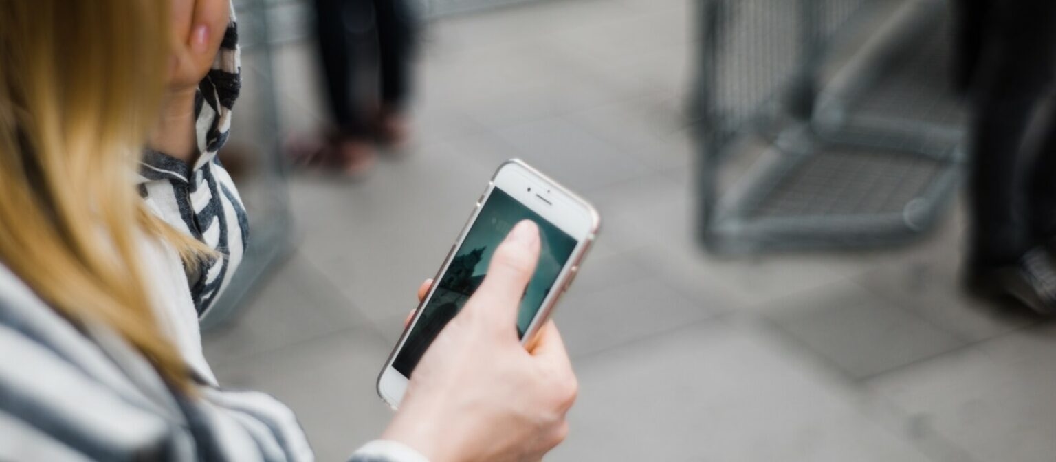 Wat is nomophobia of nomofobie? | Smartphonejunkie